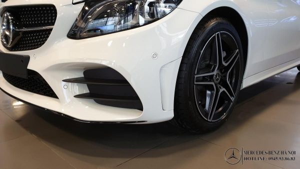 Mercedes C300 AMG 2021: Thông số, Giảm Giá Xe Lớn Tháng (08/2021)